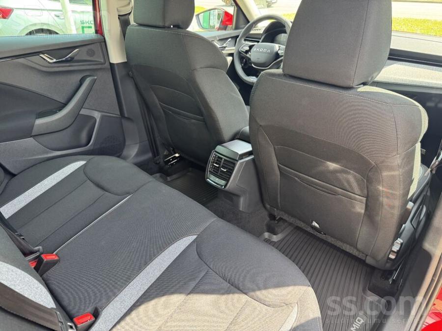 Sarkans Skoda KAMIQ 2026 Valmiera, ar dzinēja tilpumu 1.00 L un nobraukumu 1 tūkst. km par 23500 €, foto 10 vietnē AUTOMOTO.COM.LV