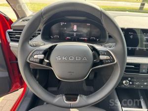 Sarkans Skoda KAMIQ 2026 Valmiera, ar dzinēja tilpumu 1.00 L un nobraukumu 1 tūkst. km par 23500 €, foto 11 vietnē AUTOMOTO.COM.LV