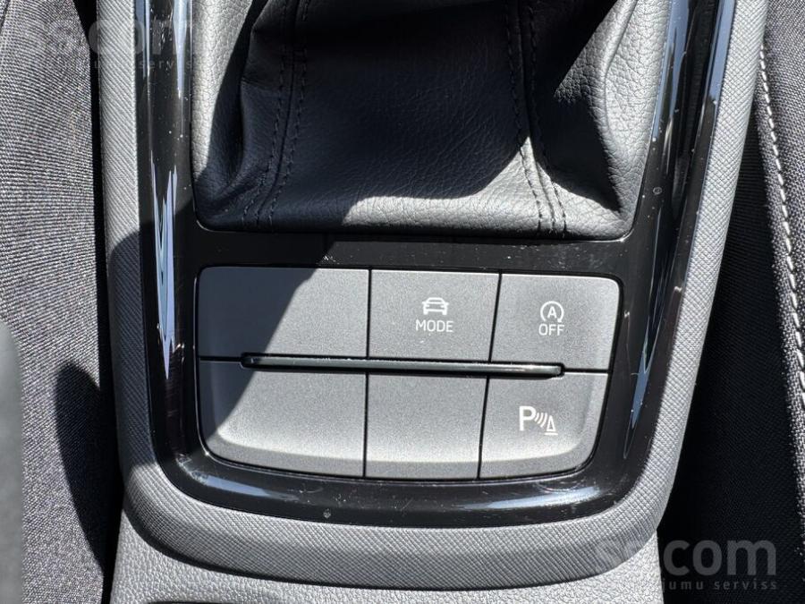 Sarkans Skoda KAMIQ 2026 Valmiera, ar dzinēja tilpumu 1.00 L un nobraukumu 1 tūkst. km par 23500 €, foto 15 vietnē AUTOMOTO.COM.LV