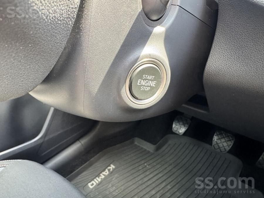 Sarkans Skoda KAMIQ 2026 Valmiera, ar dzinēja tilpumu 1.00 L un nobraukumu 1 tūkst. km par 23500 €, foto 17 vietnē AUTOMOTO.COM.LV