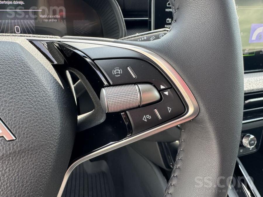 Sarkans Skoda KAMIQ 2026 Valmiera, ar dzinēja tilpumu 1.00 L un nobraukumu 1 tūkst. km par 23500 €, foto 20 vietnē AUTOMOTO.COM.LV
