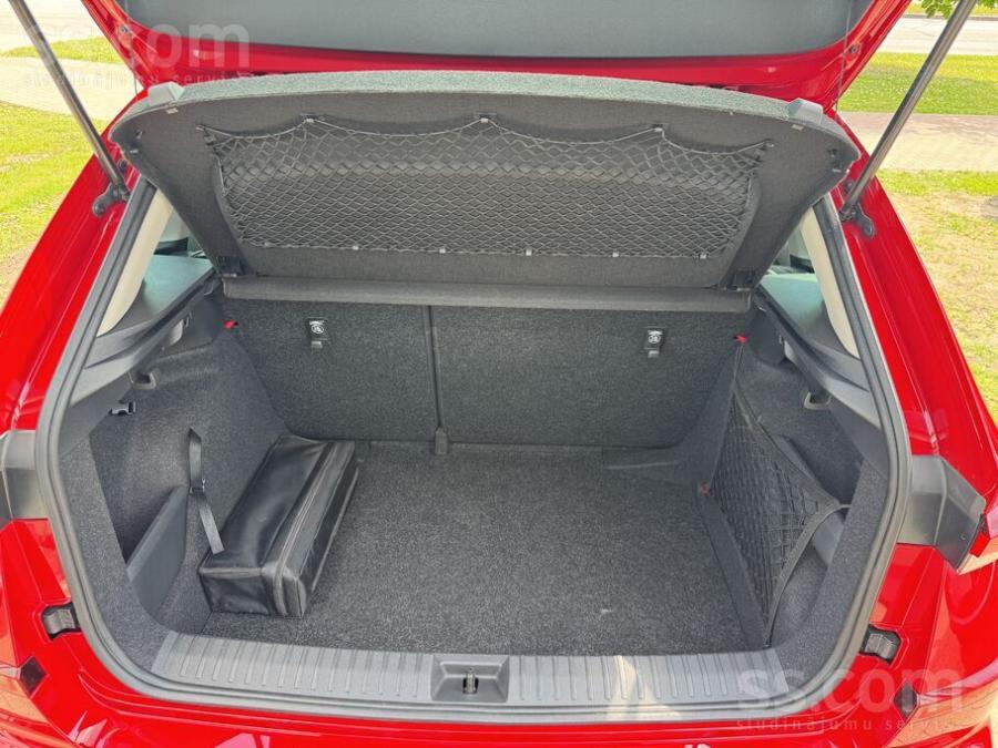 Sarkans Skoda KAMIQ 2026 Valmiera, ar dzinēja tilpumu 1.00 L un nobraukumu 1 tūkst. km par 23500 €, foto 31 vietnē AUTOMOTO.COM.LV