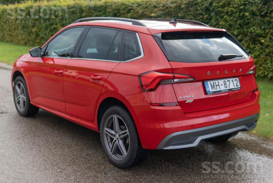 Red Skoda KAMIQ 2019 in Riga, with an engine capacity of 1.00 L and mileage of 60 thousand km for 14900 €, photo 4 on AUTOMOTO.COM.LV