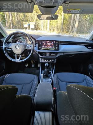 Sarkans Skoda KAMIQ 2020 Rīga, ar dzinēja tilpumu 1.00 L un nobraukumu 57 tūkst. km par 13950 €, foto 3 vietnē AUTOMOTO.COM.LV
