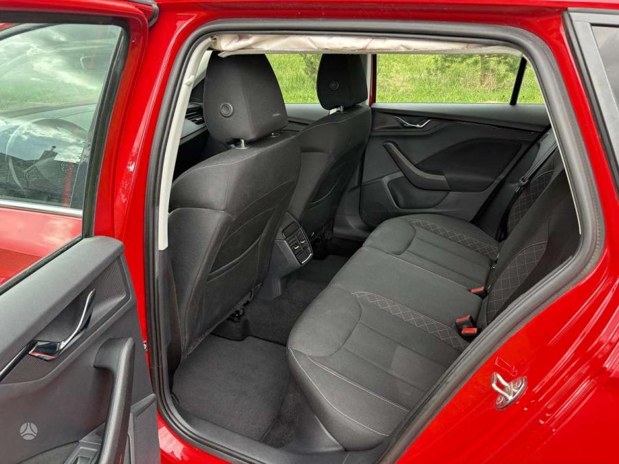 Red Skoda KAMIQ 2020 in Raseiniai, with an engine capacity of 1.60 L and mileage of 66 thousand km for 6900 €, photo 11 on AUTOMOTO.COM.LV
