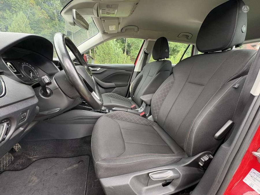 Red Skoda KAMIQ 2020 in Raseiniai, with an engine capacity of 1.60 L and mileage of 66 thousand km for 6900 €, photo 14 on AUTOMOTO.COM.LV