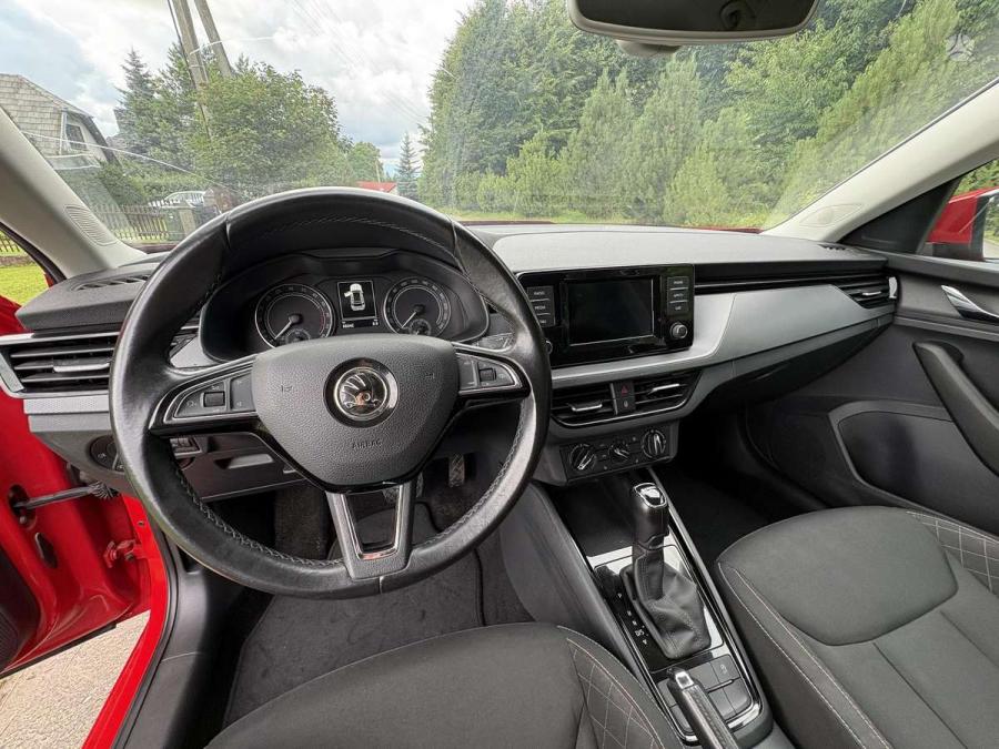 Red Skoda KAMIQ 2020 in Raseiniai, with an engine capacity of 1.60 L and mileage of 66 thousand km for 6900 €, photo 15 on AUTOMOTO.COM.LV