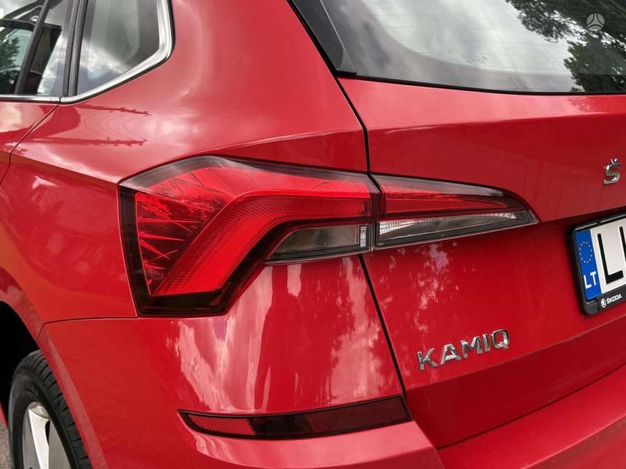 Red Skoda KAMIQ 2020 in Raseiniai, with an engine capacity of 1.60 L and mileage of 66 thousand km for 6900 €, photo 25 on AUTOMOTO.COM.LV