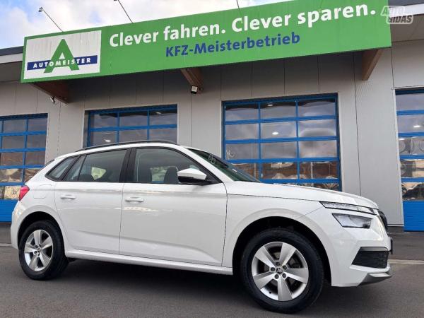 White Skoda KAMIQ 2020 in Kaunas, with an engine capacity of 1.50 L and mileage of 64 thousand km for 22915 €, photo 1 on AUTOMOTO.COM.LV