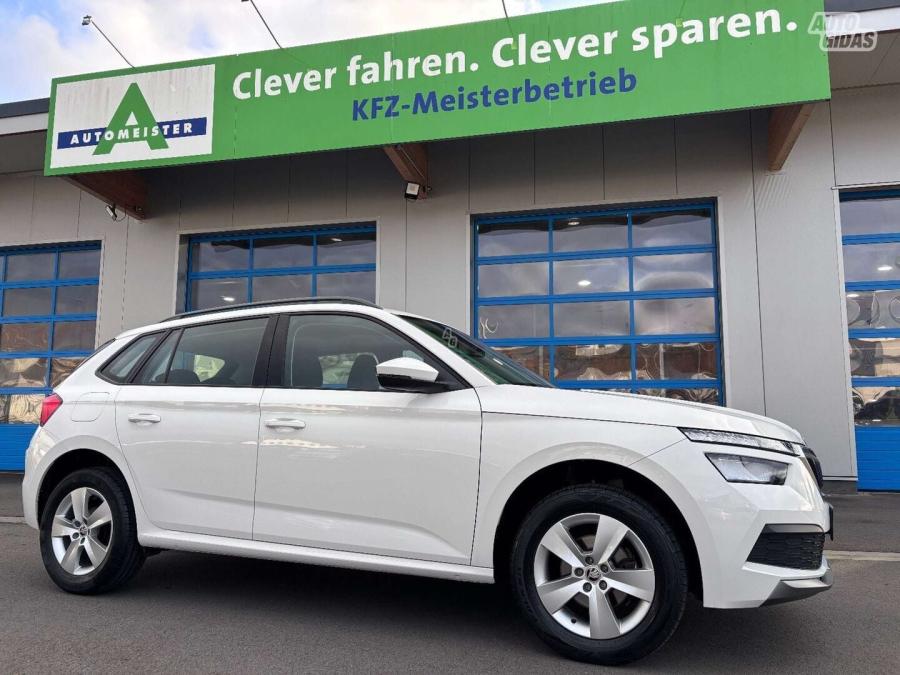 White Skoda KAMIQ 2020 in Kaunas, with an engine capacity of 1.50 L and mileage of 64 thousand km for 22915 €, photo 1 on AUTOMOTO.COM.LV