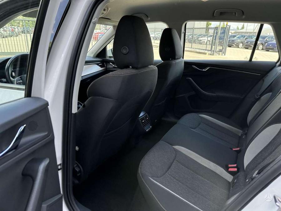 Balts Skoda KAMIQ 2021 Kauņa, ar dzinēja tilpumu 1.00 L un nobraukumu 190 tūkst. km par 13200 €, foto 12 vietnē AUTOMOTO.COM.LV