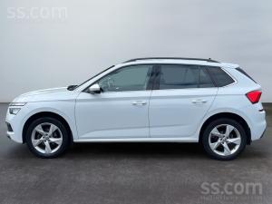 White Skoda KAMIQ 2021 in Riga, with an engine capacity of 1.00 L and mileage of 103 thousand km for 13720 €, photo 3 on AUTOMOTO.COM.LV