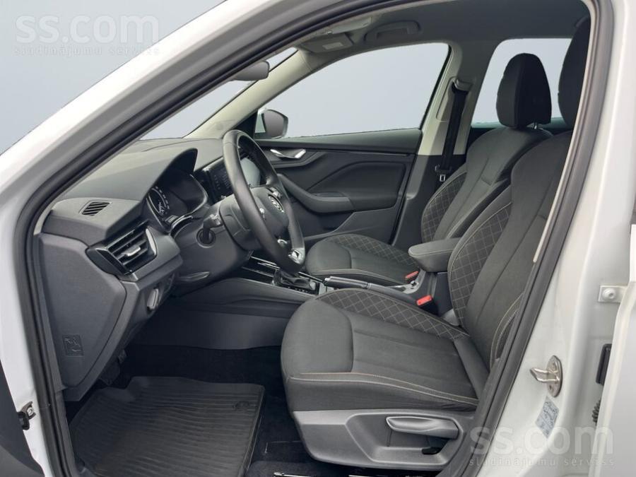 White Skoda KAMIQ 2021 in Riga, with an engine capacity of 1.00 L and mileage of 103 thousand km for 13720 €, photo 10 on AUTOMOTO.COM.LV