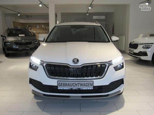 White Skoda KAMIQ 2022 in Kaunas, with an engine capacity of 1.00 L and mileage of 58 thousand km for 22040 €, photo 3 on AUTOMOTO.COM.LV