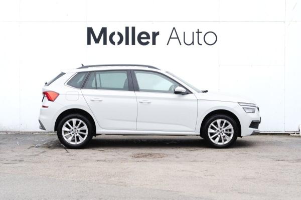 Skoda KAMIQ 2022 RÄ«ga vietnÄ Balts Skoda KAMIQ 2022 RÄ«ga, ar dzinÄja tilpumu 1.50 L un nobraukumu 58 tÅ«kst. km par 19950 ā¬, foto 6 vietnÄ AUTOMOTO.COM.LV