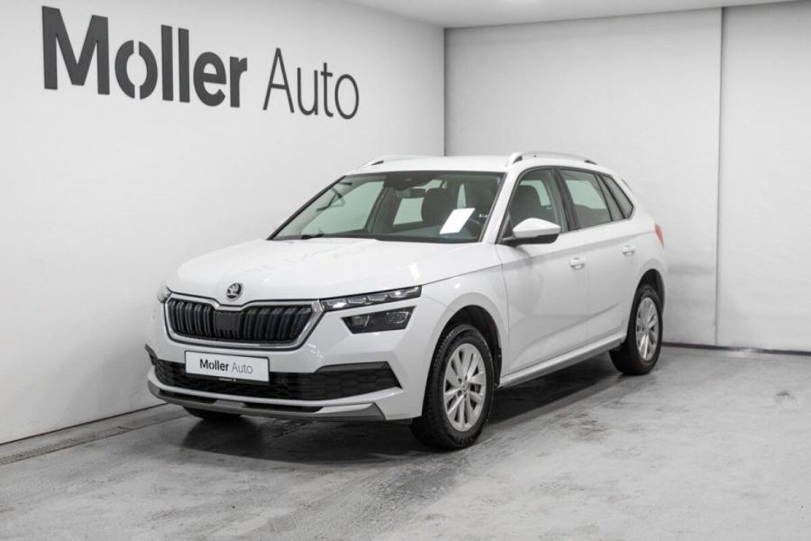 White Skoda KAMIQ 2023 in Vilnius, with an engine capacity of 1.00 L and mileage of 61 thousand km for 18600 €, photo 1 on AUTOMOTO.COM.LV