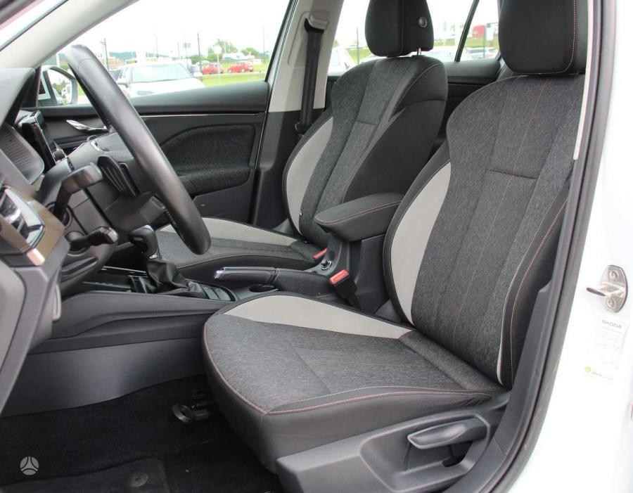 White Skoda KAMIQ 2023 in Vilnius, with an engine capacity of 1.00 L and mileage of 54 thousand km for 18650 €, photo 14 on AUTOMOTO.COM.LV