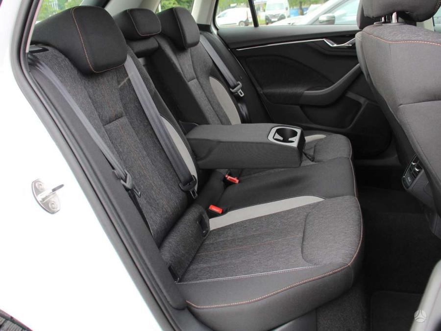 White Skoda KAMIQ 2023 in Vilnius, with an engine capacity of 1.00 L and mileage of 54 thousand km for 18650 €, photo 17 on AUTOMOTO.COM.LV