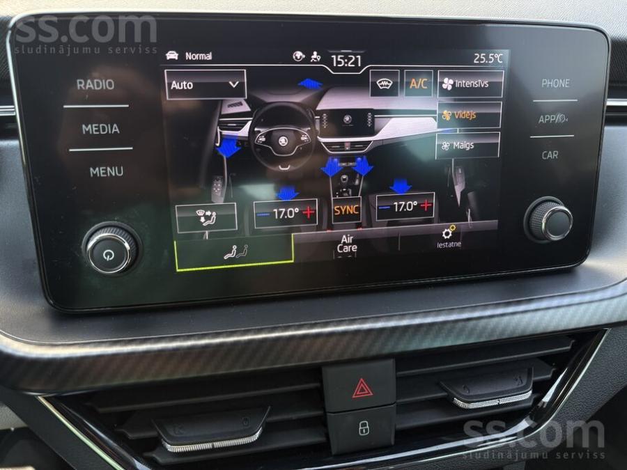 Balts Skoda KAMIQ 2023 Rīga, ar dzinēja tilpumu 1.50 L un nobraukumu 76 tūkst. km par 22500 €, foto 32 vietnē AUTOMOTO.COM.LV