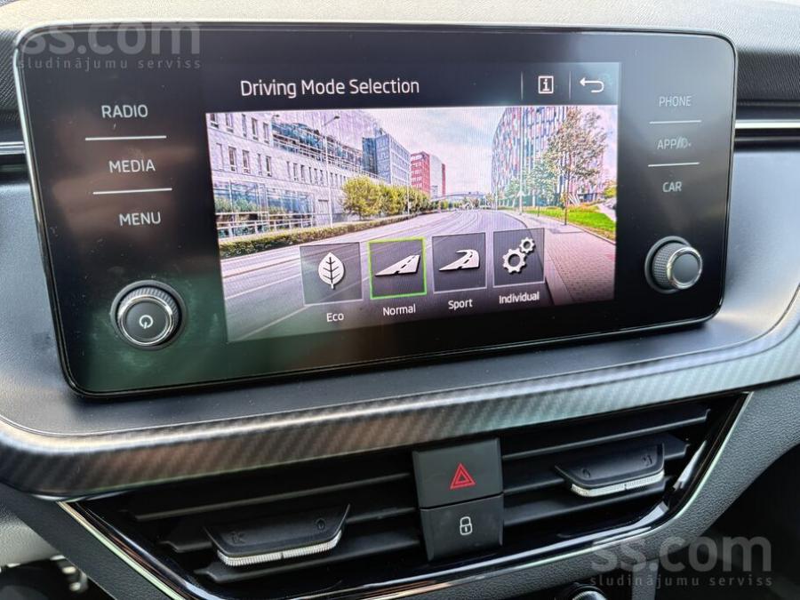 Balts Skoda KAMIQ 2023 Rīga, ar dzinēja tilpumu 1.50 L un nobraukumu 76 tūkst. km par 22500 €, foto 33 vietnē AUTOMOTO.COM.LV