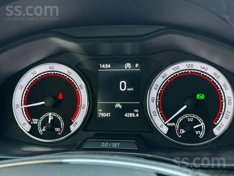 Белый Шкода KAMIQ 2023 в Елгава, объемом двигателя 1.50 л и пробегом 80 тыс. км за 19900 €, фото 13 на AUTOMOTO.COM.LV