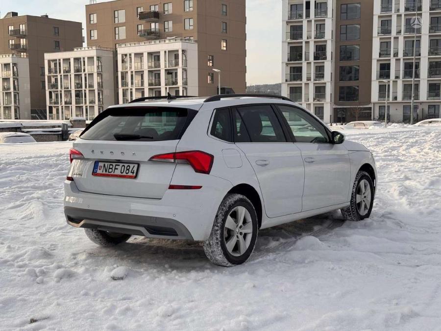 Balts Skoda KAMIQ 2024 Viļņa, ar dzinēja tilpumu 1.00 L un nobraukumu 55 tūkst. km par 18600 €, foto 4 vietnē AUTOMOTO.COM.LV