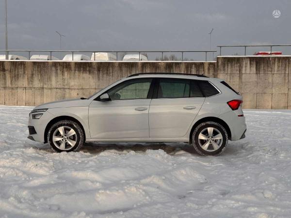White Skoda KAMIQ 2024 in Vilnius, with an engine capacity of 1.00 L and mileage of 55 thousand km for 18600 €, photo 5 on AUTOMOTO.COM.LV