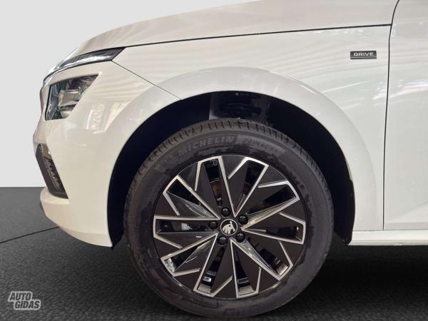 Balts Skoda KAMIQ 2025 Kauņa, ar dzinēja tilpumu 1.00 L un nobraukumu 16 tūkst. km par 32072 €, foto 3 vietnē AUTOMOTO.COM.LV