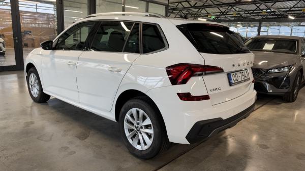 White Skoda KAMIQ 2025 in Riga, with an engine capacity of 1.00 L and mileage of 28 thousand km for 17900 €, photo 3 on AUTOMOTO.COM.LV