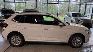 Balts Skoda KAMIQ 2025 Rīga, ar dzinēja tilpumu 1.00 L un nobraukumu 28 tūkst. km par 17900 €, foto 5 vietnē AUTOMOTO.COM.LV