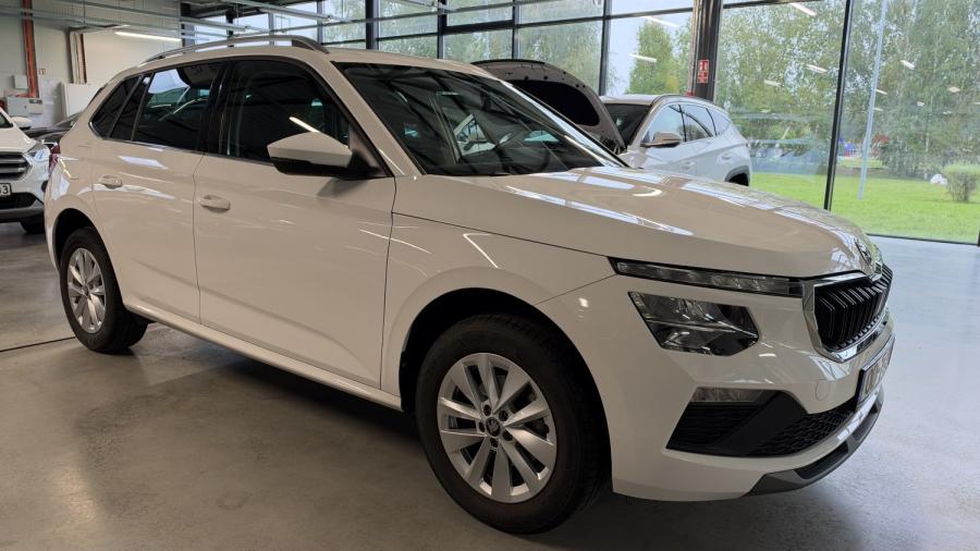 Balts Skoda KAMIQ 2025 Rīga, ar dzinēja tilpumu 1.00 L un nobraukumu 28 tūkst. km par 17900 €, foto 6 vietnē AUTOMOTO.COM.LV