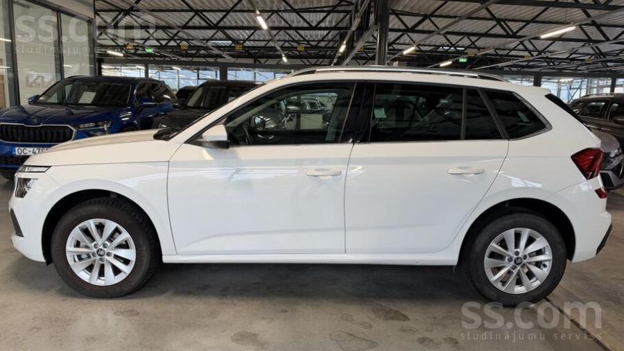 White Skoda KAMIQ 2025 in Riga, with an engine capacity of 1.00 L and mileage of 28 thousand km for 17900 €, photo 3 on AUTOMOTO.COM.LV