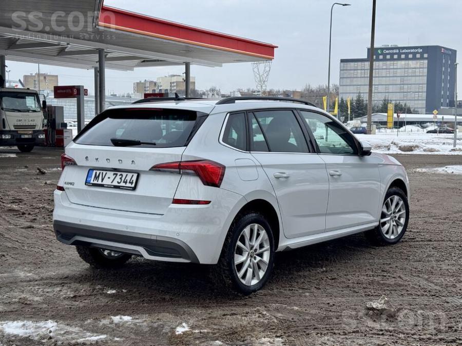 White Skoda KAMIQ 2021 in Riga, with an engine capacity of 1.50 L and mileage of 57 thousand km for 18600 €, photo 3 on AUTOMOTO.COM.LV