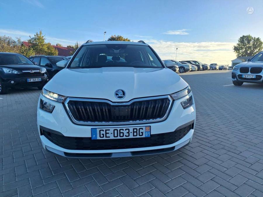 Balts Skoda KAMIQ 2022 Tauragė, ar dzinēja tilpumu 1.00 L un nobraukumu 174 tūkst. km par 9500 €, foto 3 vietnē AUTOMOTO.COM.LV