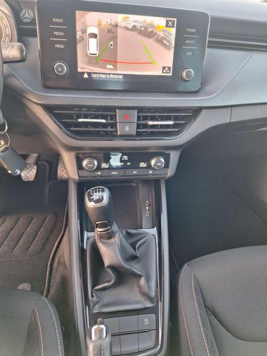 Balts Skoda KAMIQ 2022 Tauragė, ar dzinēja tilpumu 1.00 L un nobraukumu 174 tūkst. km par 9500 €, foto 11 vietnē AUTOMOTO.COM.LV