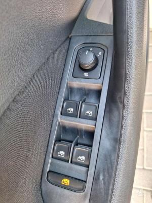 Balts Skoda KAMIQ 2022 Tauragė, ar dzinēja tilpumu 1.00 L un nobraukumu 174 tūkst. km par 9500 €, foto 12 vietnē AUTOMOTO.COM.LV