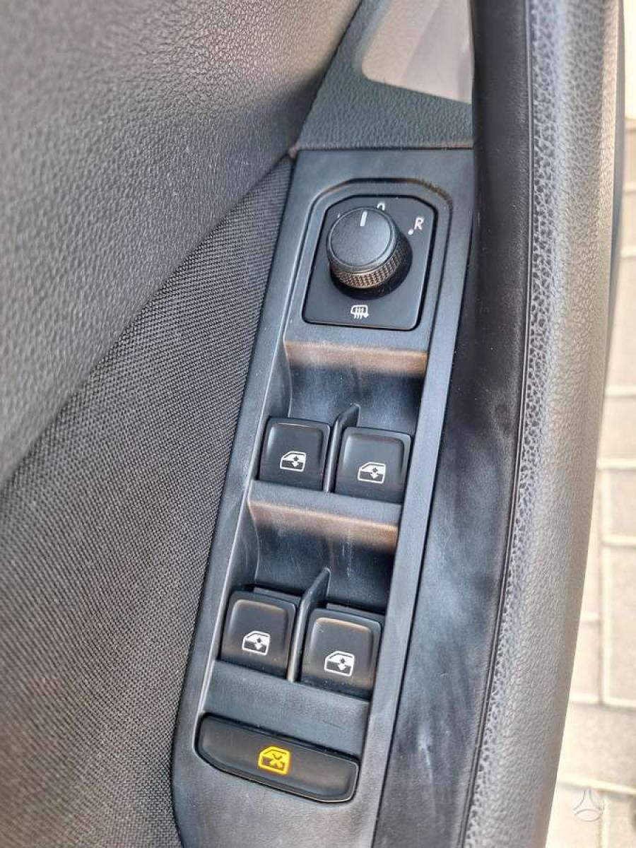 Balts Skoda KAMIQ 2022 Tauragė, ar dzinēja tilpumu 1.00 L un nobraukumu 174 tūkst. km par 9500 €, foto 12 vietnē AUTOMOTO.COM.LV