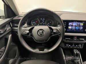 Balts Skoda KAMIQ 2023 Tallina, ar dzinēja tilpumu 1.00 L un nobraukumu 65 tūkst. km par 17590 €, foto 10 vietnē AUTOMOTO.COM.LV