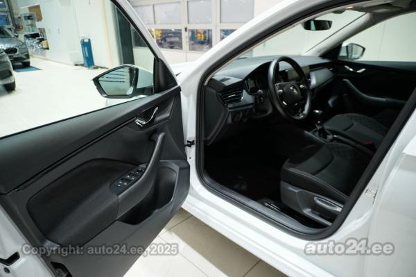 Balts Skoda KAMIQ 2024 Tallina, ar dzinēja tilpumu 1.00 L un nobraukumu 36 tūkst. km par 22500 €, foto 11 vietnē AUTOMOTO.COM.LV