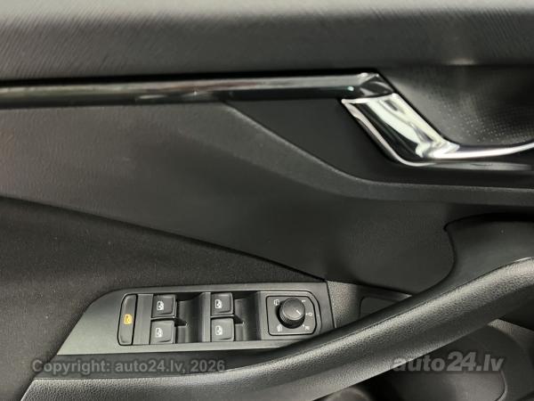 Balts Skoda KAMIQ 2024 Tallina, ar dzinēja tilpumu 1.00 L un nobraukumu 27 tūkst. km par 18990 €, foto 8 vietnē AUTOMOTO.COM.LV