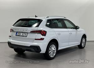 Balts Skoda KAMIQ 2024 Tallina, ar dzinēja tilpumu 1.00 L un nobraukumu 28 tūkst. km par 18990 €, foto 3 vietnē AUTOMOTO.COM.LV
