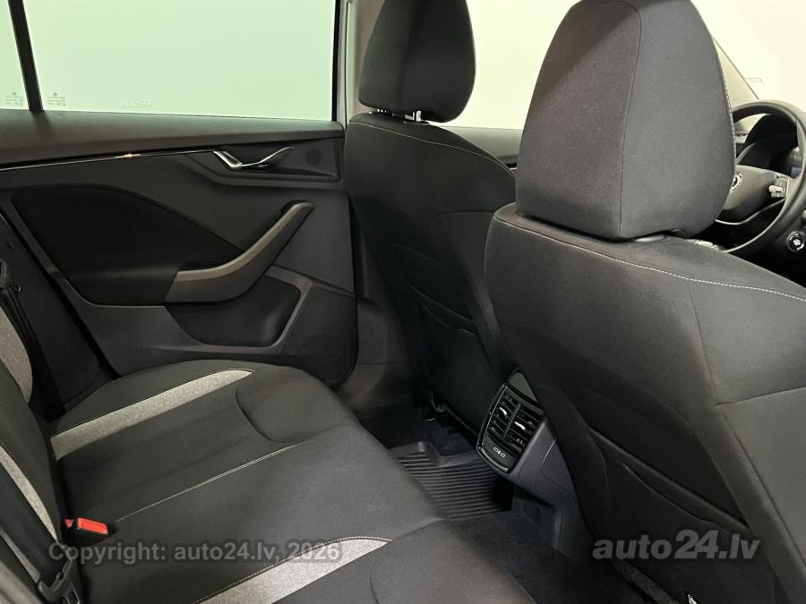 Balts Skoda KAMIQ 2024 Tallina, ar dzinēja tilpumu 1.00 L un nobraukumu 28 tūkst. km par 18990 €, foto 5 vietnē AUTOMOTO.COM.LV