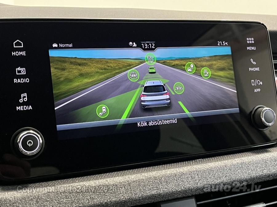 Balts Skoda KAMIQ 2024 Tallina, ar dzinēja tilpumu 1.00 L un nobraukumu 28 tūkst. km par 18990 €, foto 12 vietnē AUTOMOTO.COM.LV