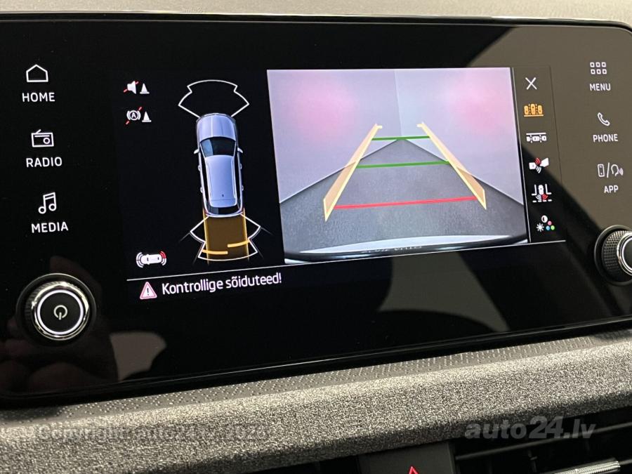 Balts Skoda KAMIQ 2024 Tallina, ar dzinēja tilpumu 1.00 L un nobraukumu 28 tūkst. km par 18990 €, foto 13 vietnē AUTOMOTO.COM.LV
