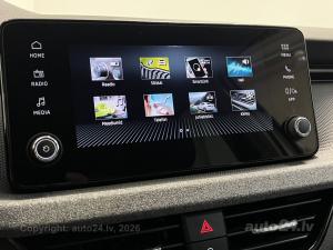 Balts Skoda KAMIQ 2024 Tallina, ar dzinēja tilpumu 1.00 L un nobraukumu 29 tūkst. km par 18990 €, foto 8 vietnē AUTOMOTO.COM.LV
