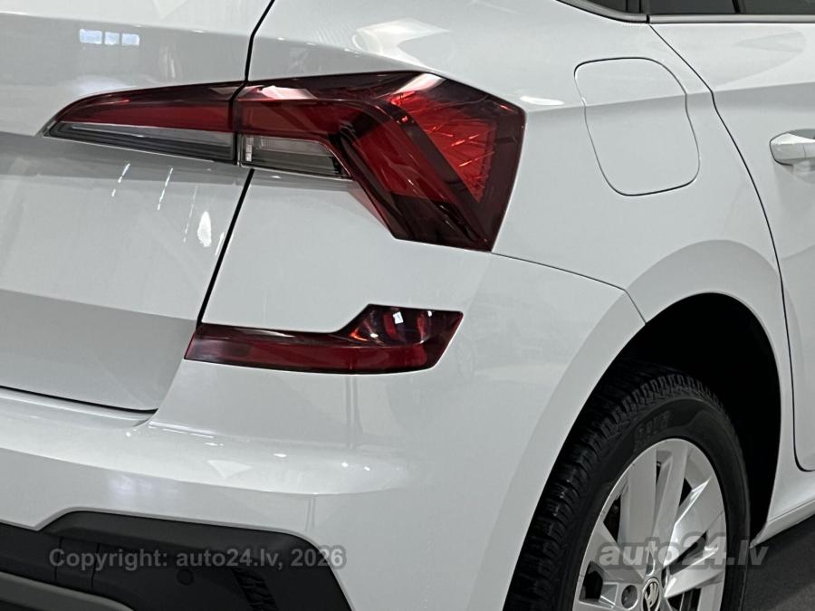 Balts Skoda KAMIQ 2024 Tallina, ar dzinēja tilpumu 1.00 L un nobraukumu 29 tūkst. km par 18990 €, foto 23 vietnē AUTOMOTO.COM.LV