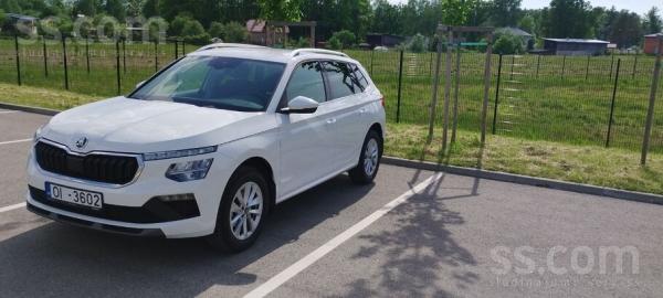 Balts Skoda KAMIQ 2025 Valmiera, ar dzinēja tilpumu 1.00 L un nobraukumu 5 tūkst. km par 22500 €, foto 3 vietnē AUTOMOTO.COM.LV