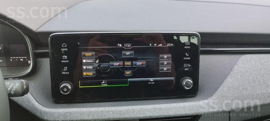 Balts Skoda KAMIQ 2025 Valmiera, ar dzinēja tilpumu 1.00 L un nobraukumu 5 tūkst. km par 22500 €, foto 12 vietnē AUTOMOTO.COM.LV