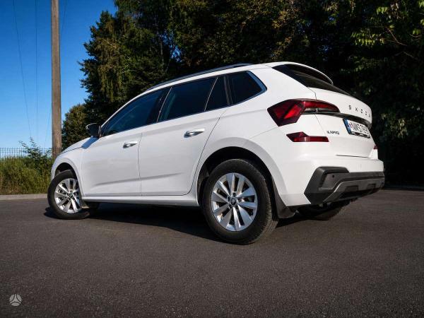 Balts Skoda KAMIQ 2025 Kauņa, ar dzinēja tilpumu 1.00 L un nobraukumu 11 tūkst. km par 23500 €, foto 2 vietnē AUTOMOTO.COM.LV