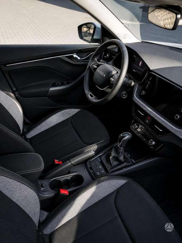 Balts Skoda KAMIQ 2025 Kauņa, ar dzinēja tilpumu 1.00 L un nobraukumu 11 tūkst. km par 23500 €, foto 8 vietnē AUTOMOTO.COM.LV